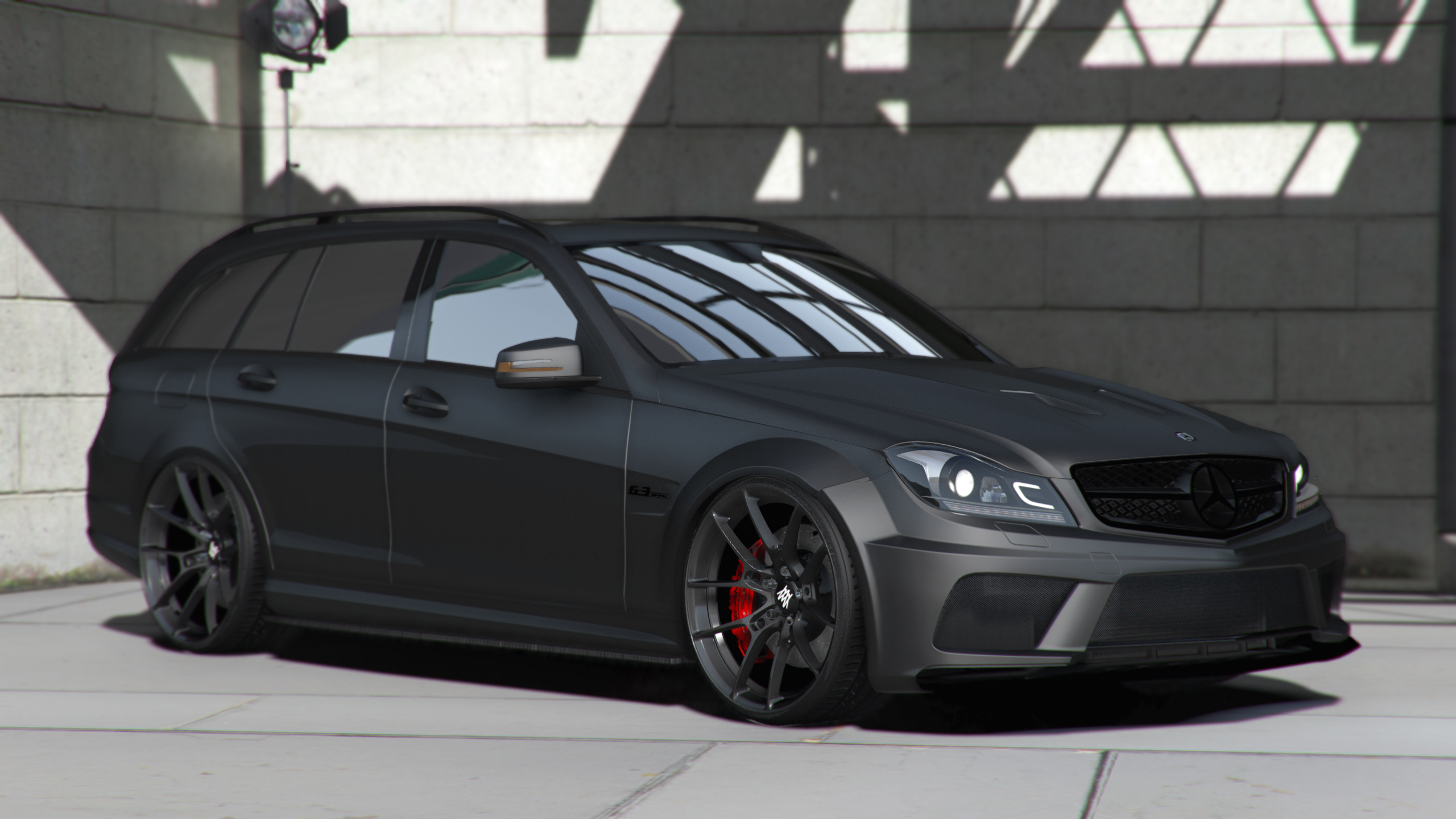 Mercedes C63 Wagon Black Edtion | Cent – The Garage